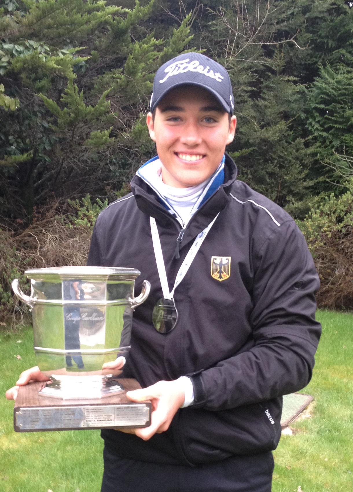 Dominic Foos eröffnet Saison 2013 mit Turniersieg - GOLF MAGAZIN